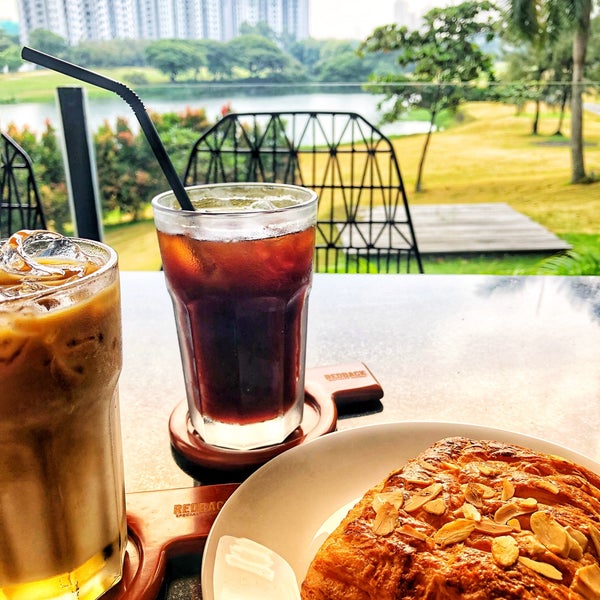 Redback Speciality Coffee - Graha Golf 2 Show Unit, Jl. Raya Golf Graha ...