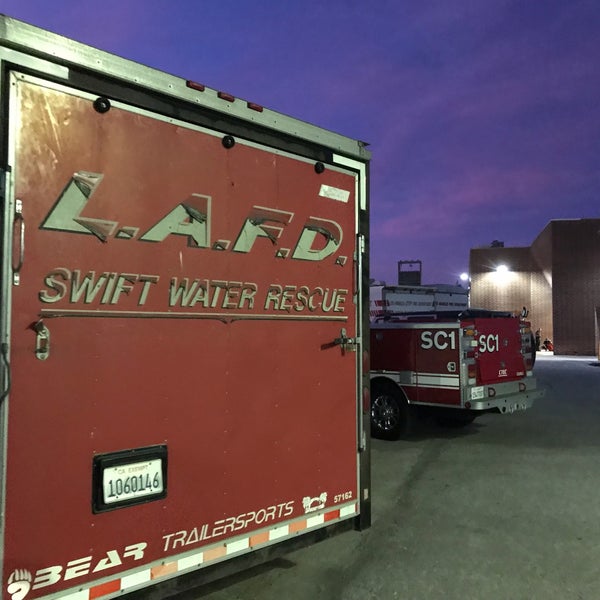 Photos at LAFD Fire Station 88 - Fire Station in Sherman Oaks