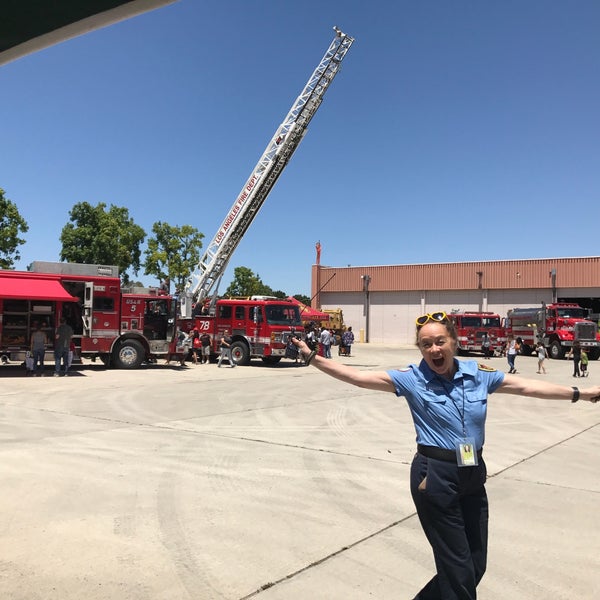 Photos at LAFD Fire Station 88 - Fire Station in Sherman Oaks