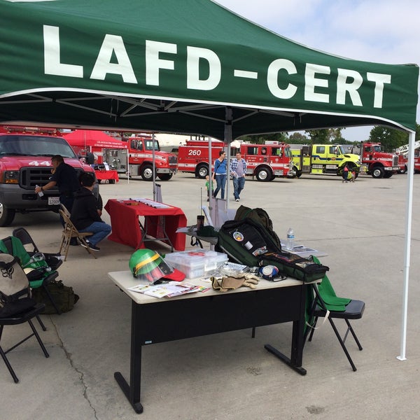 Photos at LAFD Fire Station 88 - Fire Station in Sherman Oaks