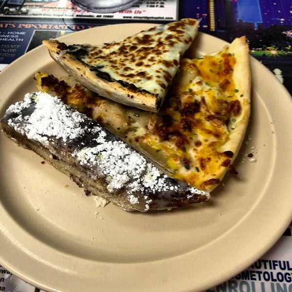 Larry's Pizza - 1122 Center St