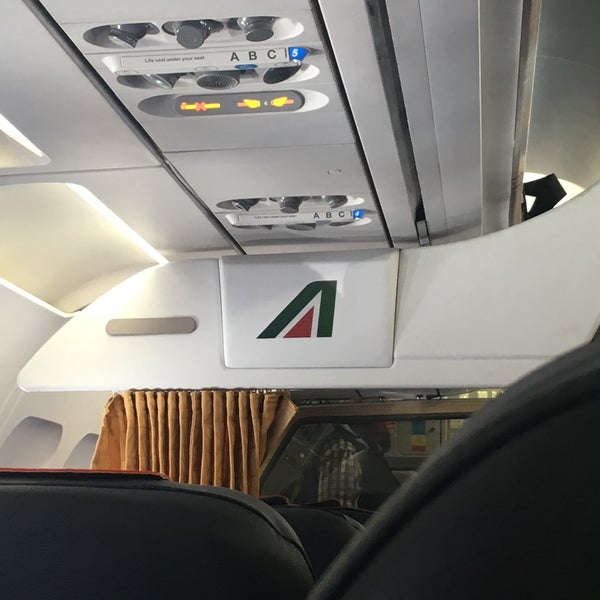 Gate B1 - Terminal 1