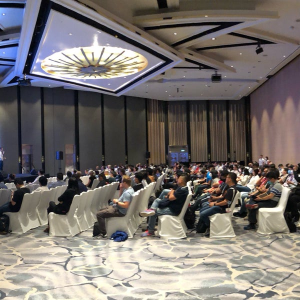 Raffles City Convention Centre - Downtown Core - 9 tips