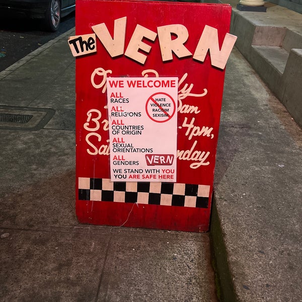 The Vern - 2622 SE Belmont St