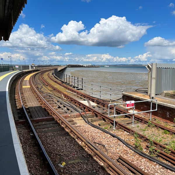 Ryde Esplanade Railway Station (RYD) - 1 tip from 448 visitors