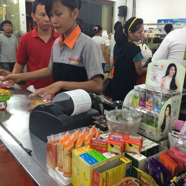 Grand Hero Swalayan - Palu, Sulawesi Tengah