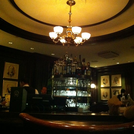 The Round Robin Bar - Downtown-Penn Quarter-Chinatown - Washington, D.C.