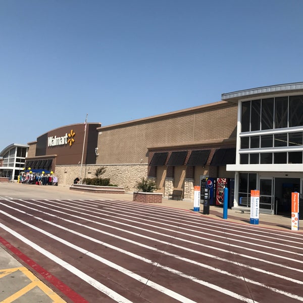 Walmart Supercenter - Murphy, TX
