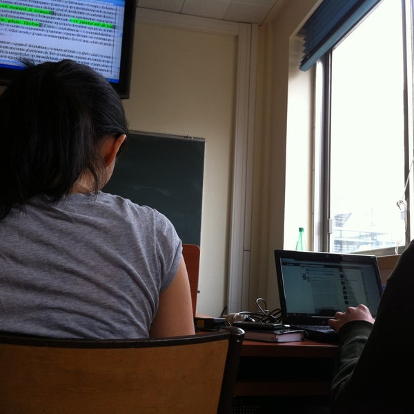 École Supérieure des Interprètes et de Traducteurs (ESIT) - University ...