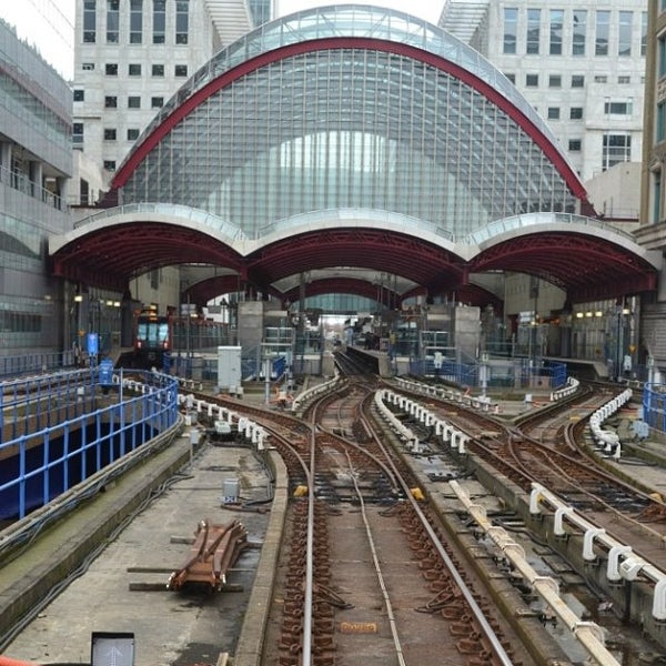 Canary Wharf DLR Station - 21 tips