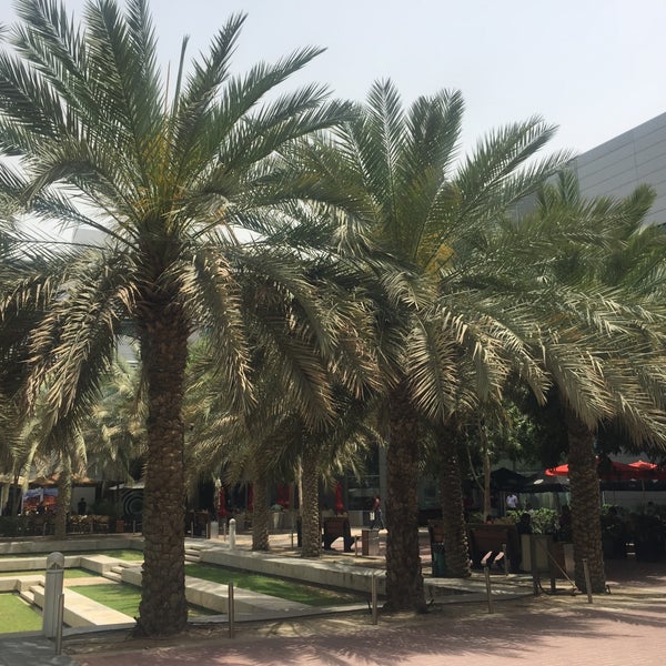 DMC Building 8 - Structure