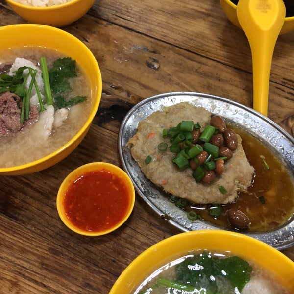 Photos at 正正文記豬雜湯 Authentic Mun Chee Kee KING of Pig's Organ Soup