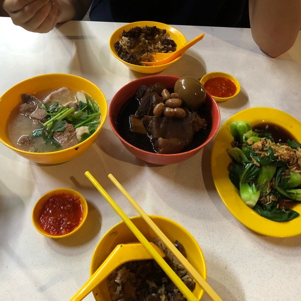 Photos at 正正文記豬雜湯 Authentic Mun Chee Kee KING of Pig's Organ Soup