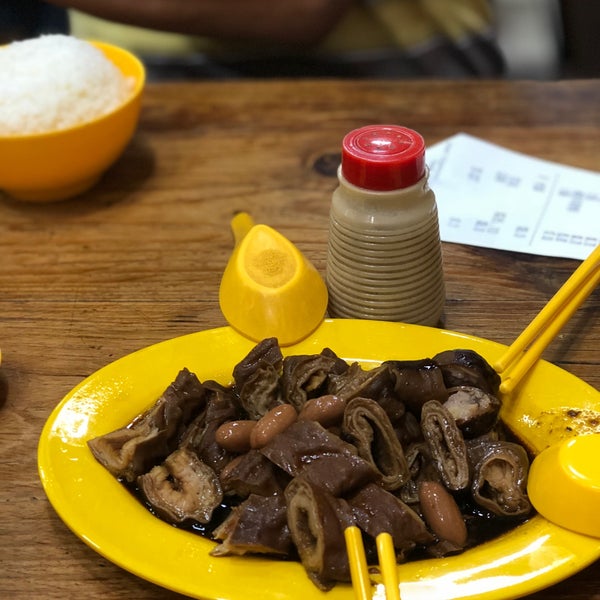Photos at 正正文記豬雜湯 Authentic Mun Chee Kee KING of Pig's Organ Soup