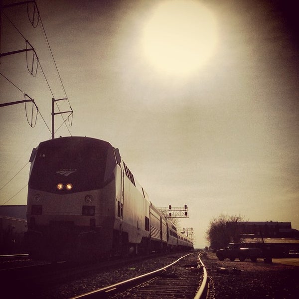 Manassas Amtrak/VRE Station (MSS) - Train Station in Manassas