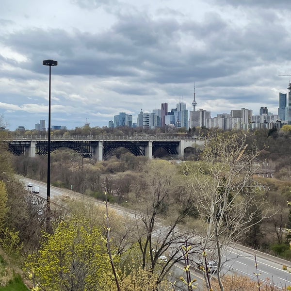 Chester Hill Rd Lookout - Toronto, ON