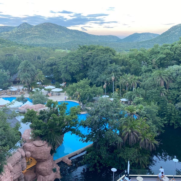 The Cascades Hotel - Hotel in Sun City