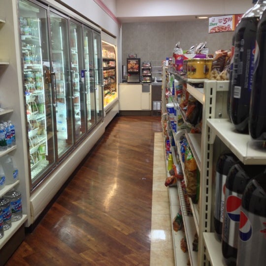 7-Eleven - Near North Side - Chicago, IL