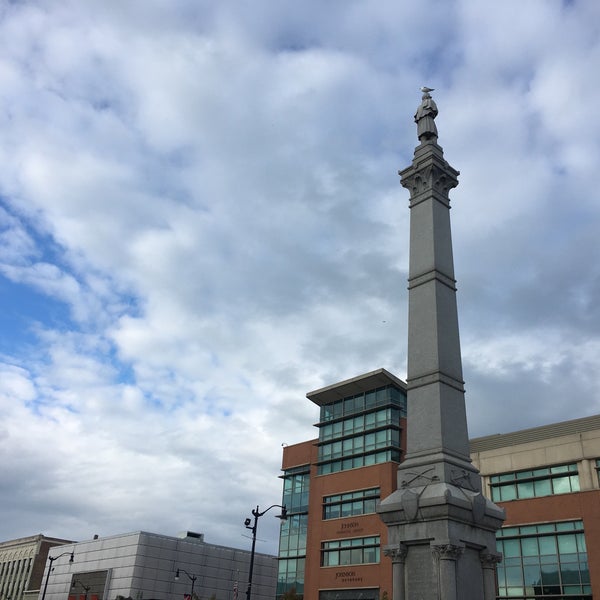 Monument Square - Park