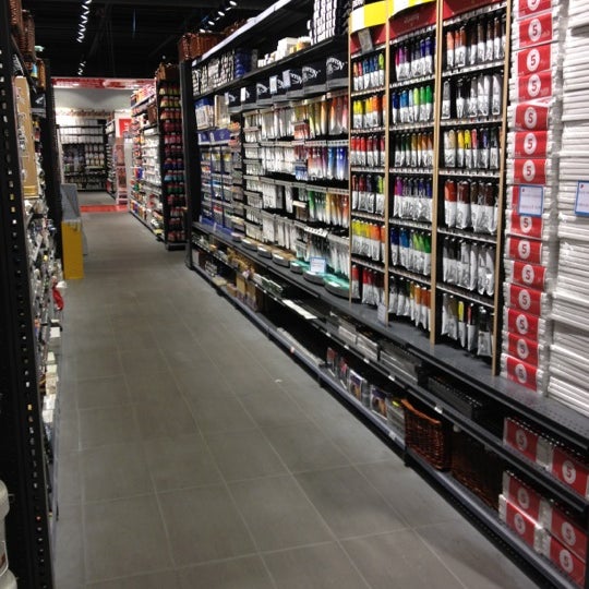 DeSerres - Arts and Crafts Store