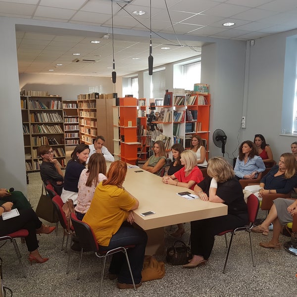 Δημοτική Βιβλιοθήκη Περιστερίου - Περιστέρι, Αττική