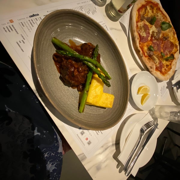 La Camera - Italian Restaurant in Southbank