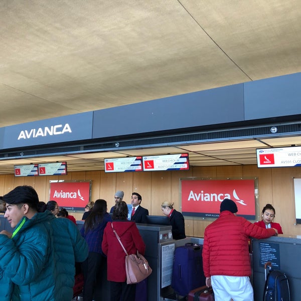 Avianca Airlines Check-in - Dulles, VA