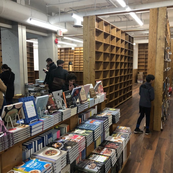 Russell Books - Bookstore in Victoria