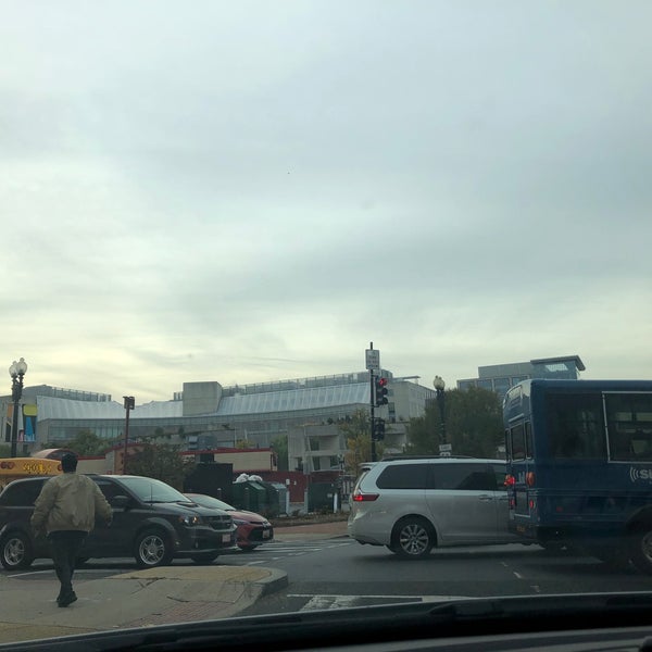 Dave Thomas Circle - Intersection in Washington