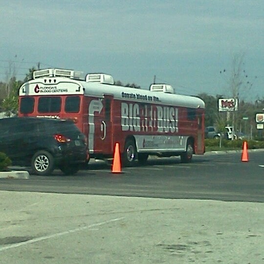 Big Red Bus Blood Donation - 4 visitors