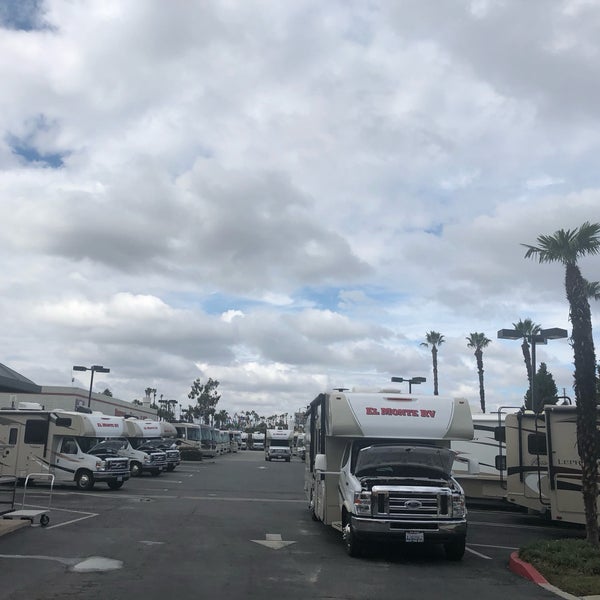 El Monte RV Rentals and Sales - 2 tips from 159 visitors