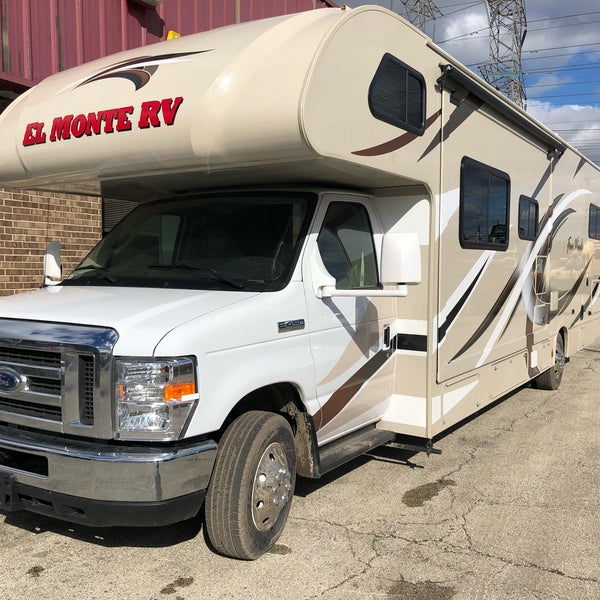 El Monte RV Rentals - Villa Park, IL