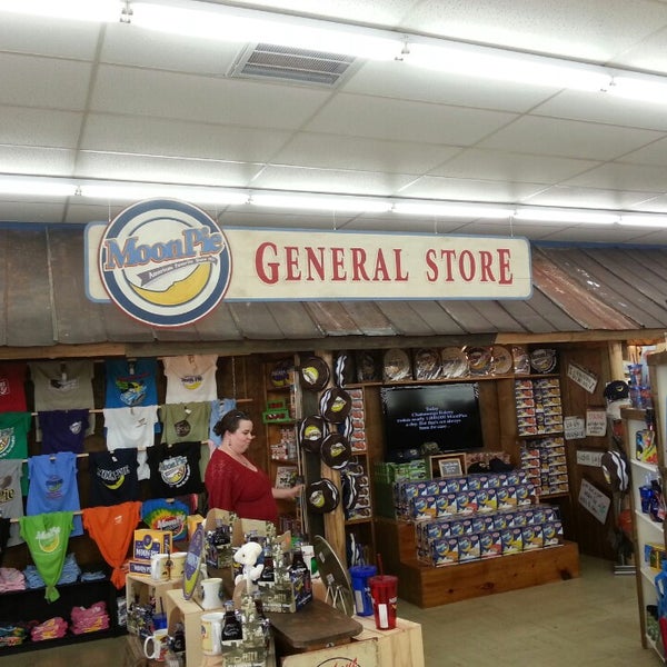 Moon Pie General Store - 4 tips from 323 visitors