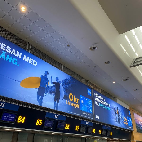 SAS Check-in - Terminal 5