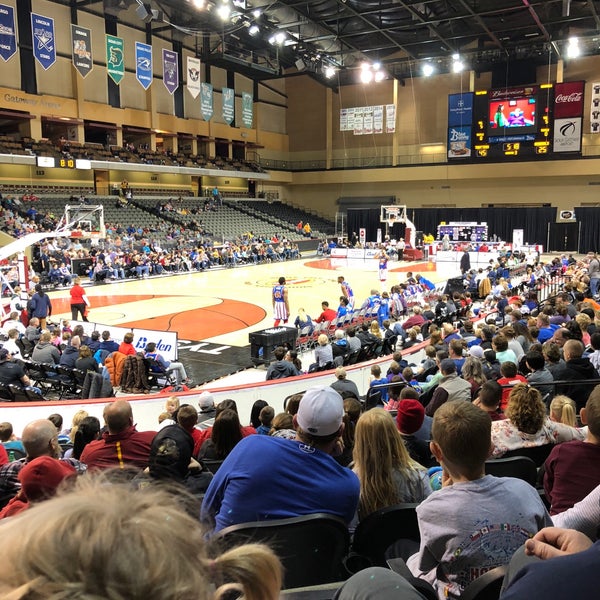 Photos at Tyson Event Center/Gateway Arena - Downtown Sioux City - 401 ...