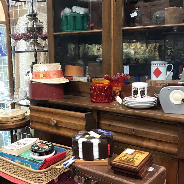 Antique Mall Of West Seattle - Antique Store in Seattle