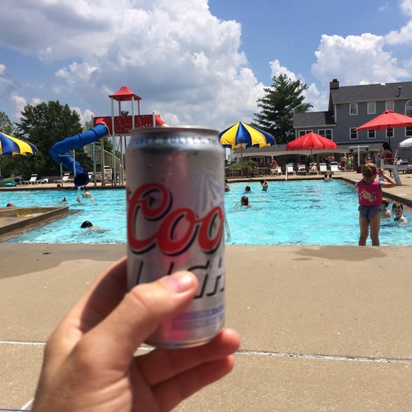 Twin Chimney's Pool - Swimming Pool