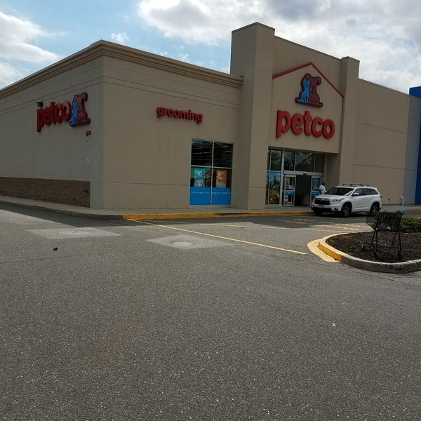 Petco - 839 New York Ave