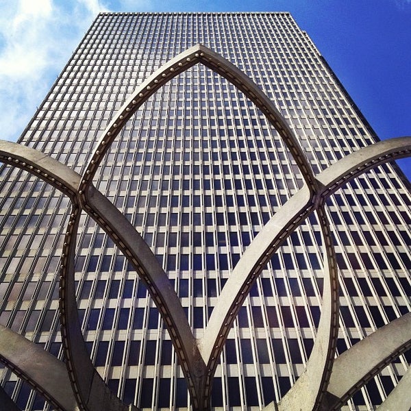 Embarcadero Center Walkway - Financial District - San Francisco, CA