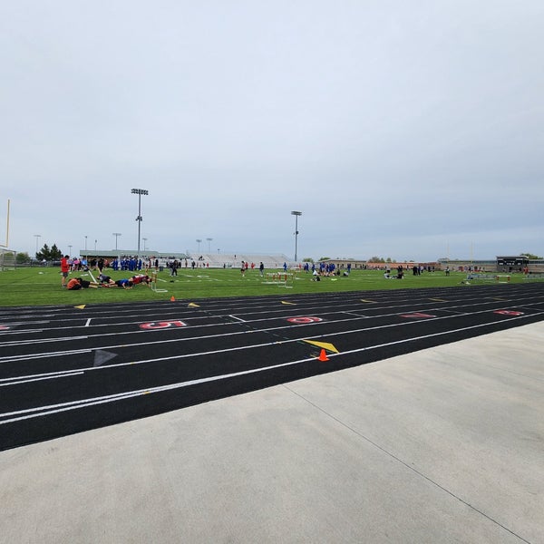 Blue Valley West High School - 16200 Antioch Rd