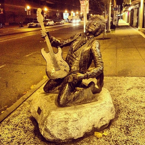 Jimi Hendrix Statue - Capitol Hill - 10 tips from 1216 visitors
