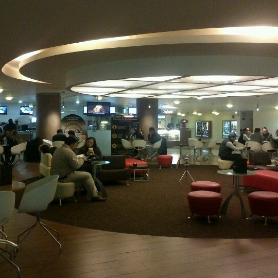 Cinépolis VIP - La Cúspide Sky Mall