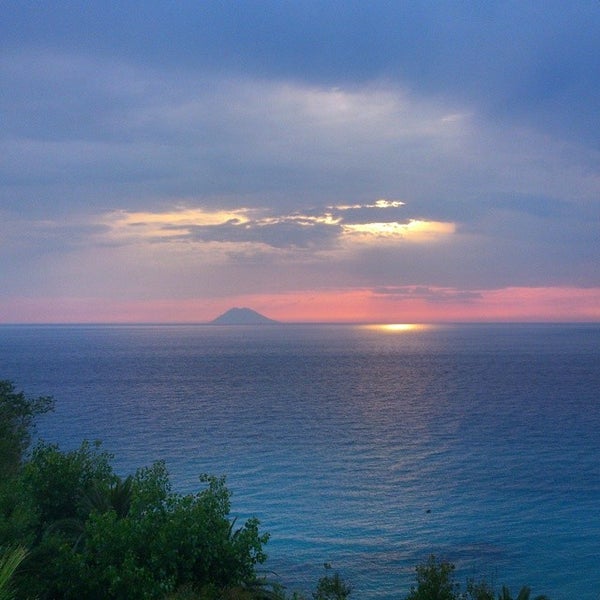 Capo Vaticano - City