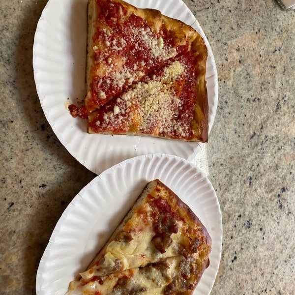 Dominick S Pizzeria Pizzeria