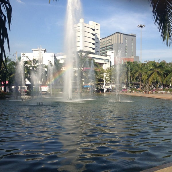 มหาวิทยาลัยศรีปทุม (Sripatum University) - จตุจักร, กรุงเทพมหานคร