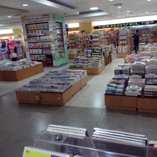 Gramedia - Bookstore