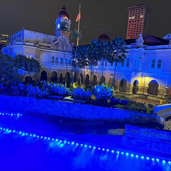 Merdeka Square Parking - 219 visitors