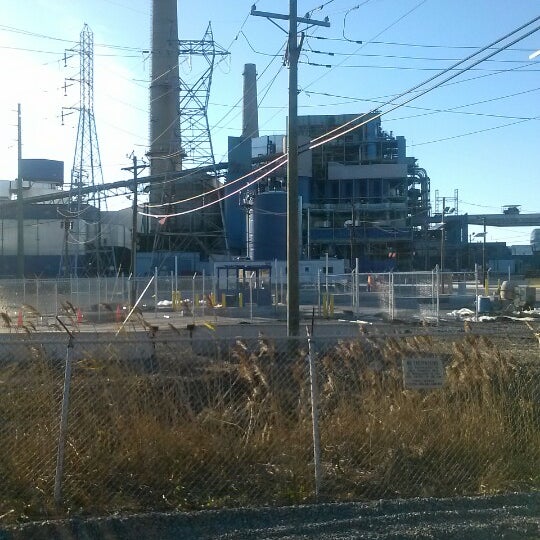 PSE&G Hudson Generating Station - 73 visitors