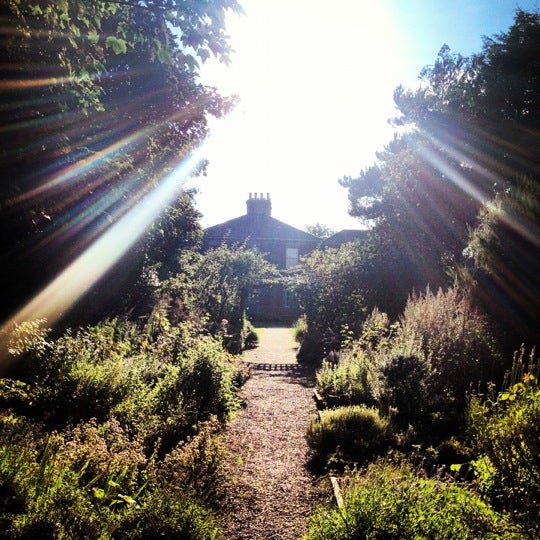 Bede's World - 3 tips