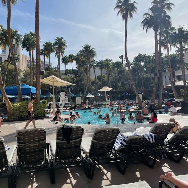 Treasure Island Las Vegas Pool